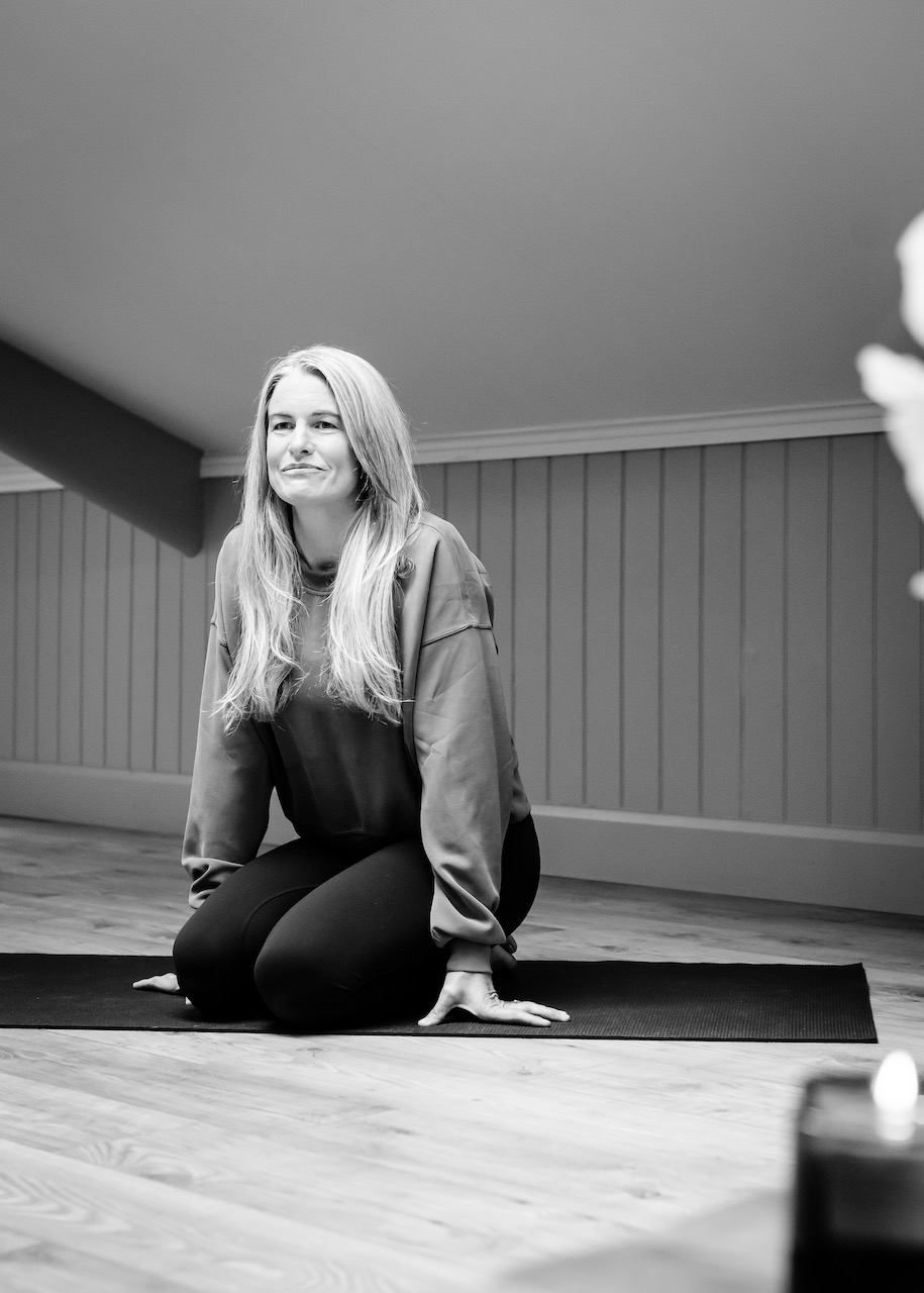 Contact - Kate Leonard Yoga